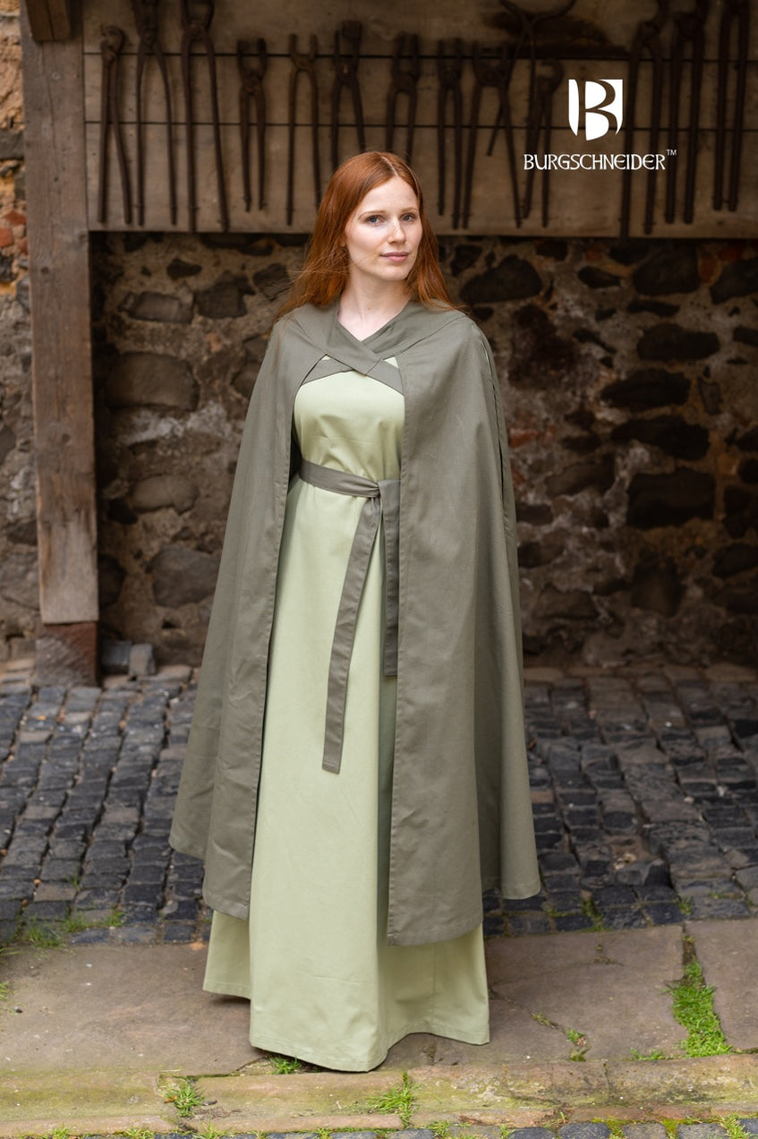 Medieval Cloaks & Capes for Men and Women